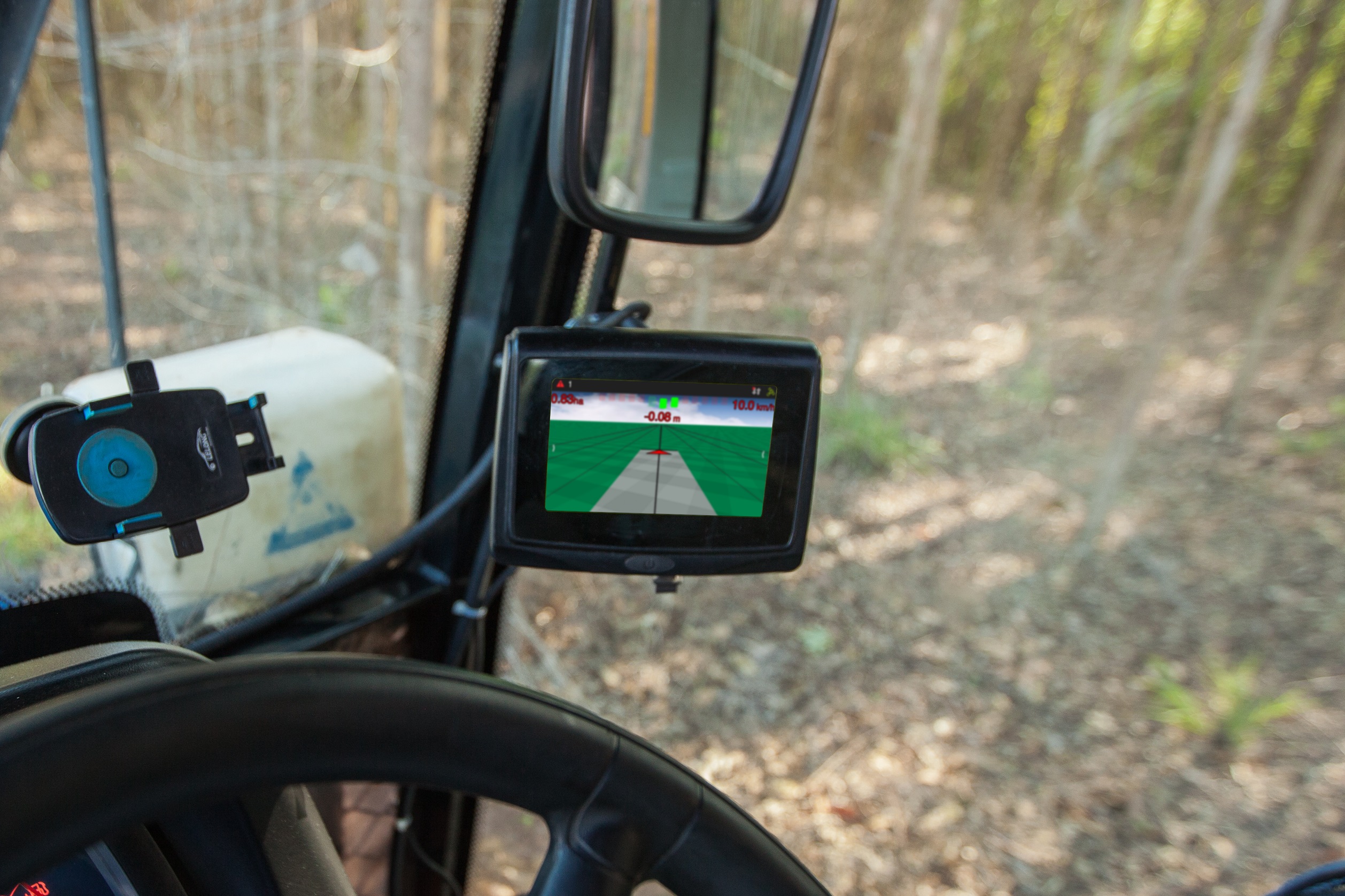 Monitor da CNH Industrial é opção para pequenos produtores - Máquinas e ...