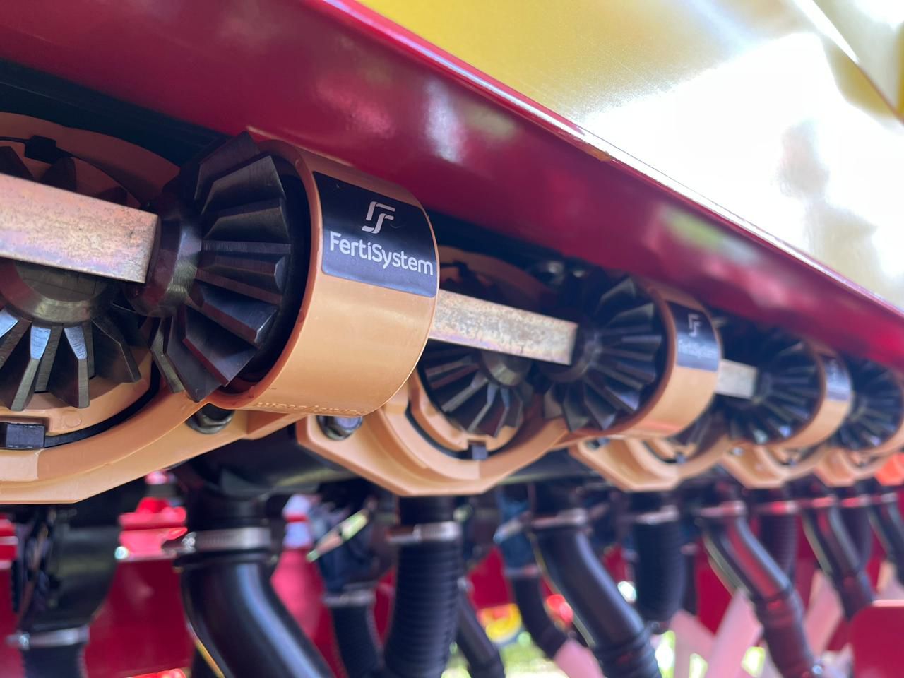 FertiSystem reforça importância do "original" em máquinas e ...
